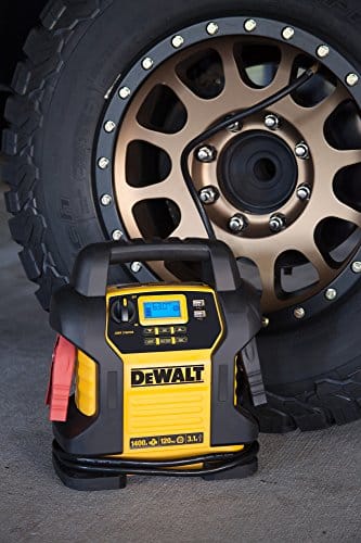 DEWALT DXAEJ14 1400 Peak Amp Jump Starter (with A Digital Compressor ...